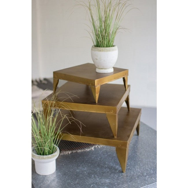 Metal Display Risers – E.T. Tobey Company